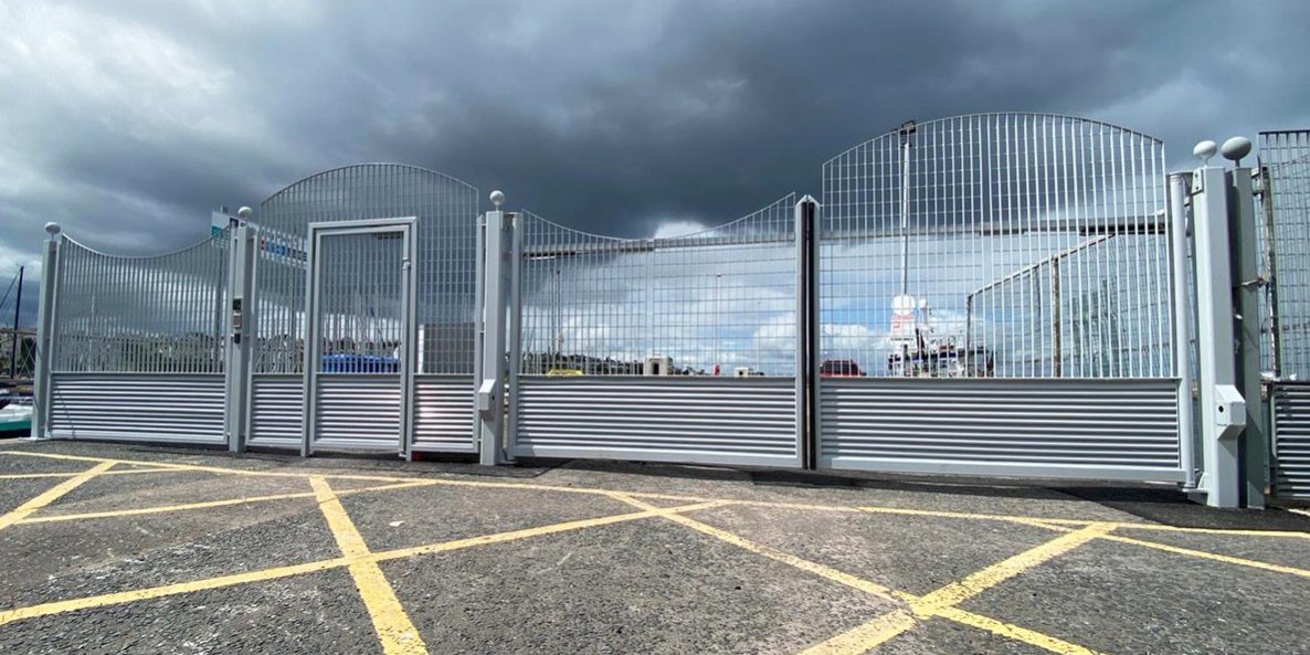 New gate system at Bangor Marina - Breezemount Electrical & Hydraulics Ltd