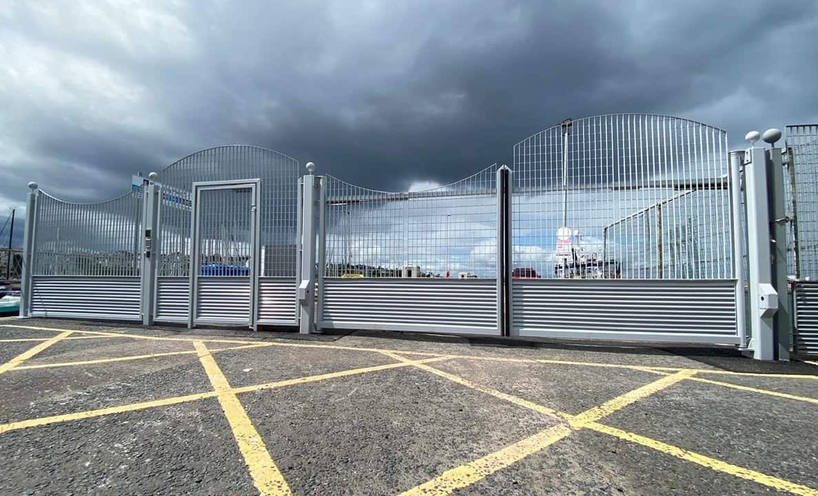 New gate system at Bangor Marina - Breezemount Electrical & Hydraulics Ltd