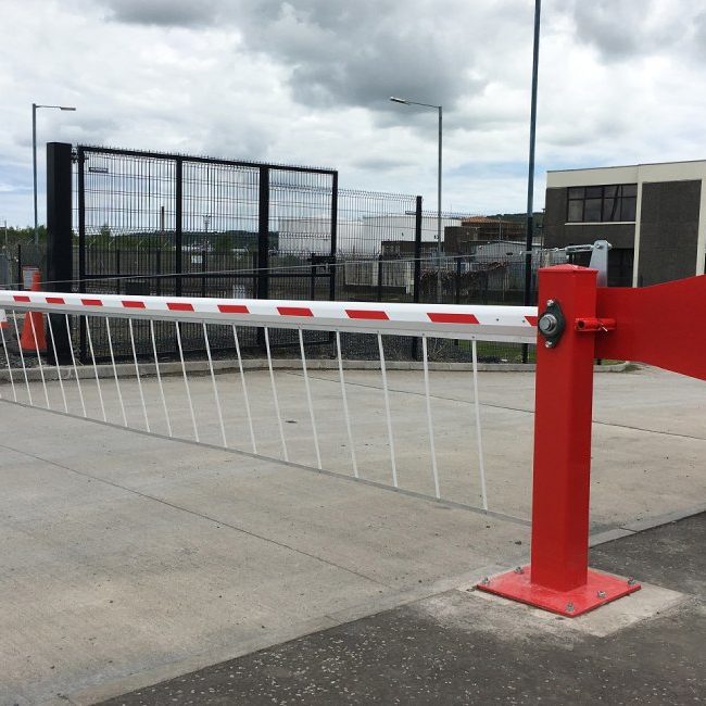 Manual Arm Barriers | Security Barriers | Breezemount