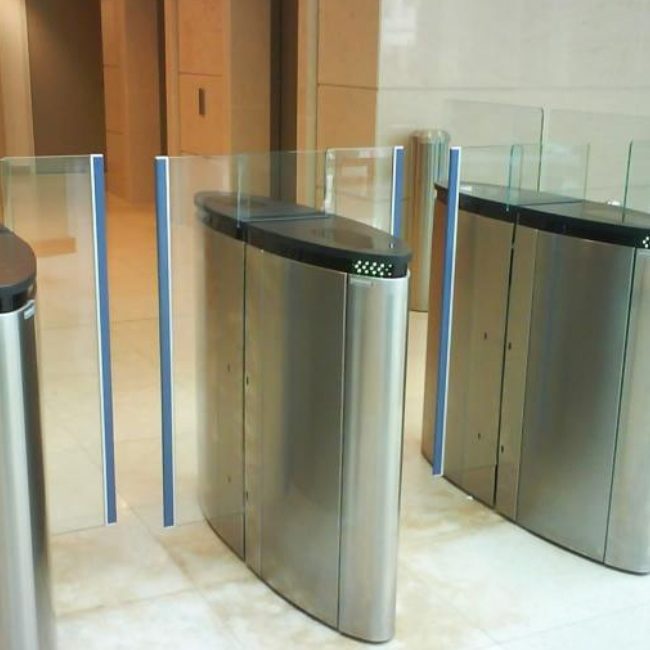 Sliding Speed Gates | Speed Lanes | Ireland | Breezemount