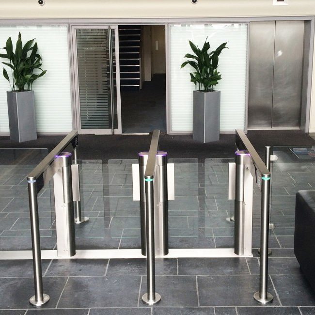 Swing Speed Gates | Speed Lanes | Ireland | Breezemount